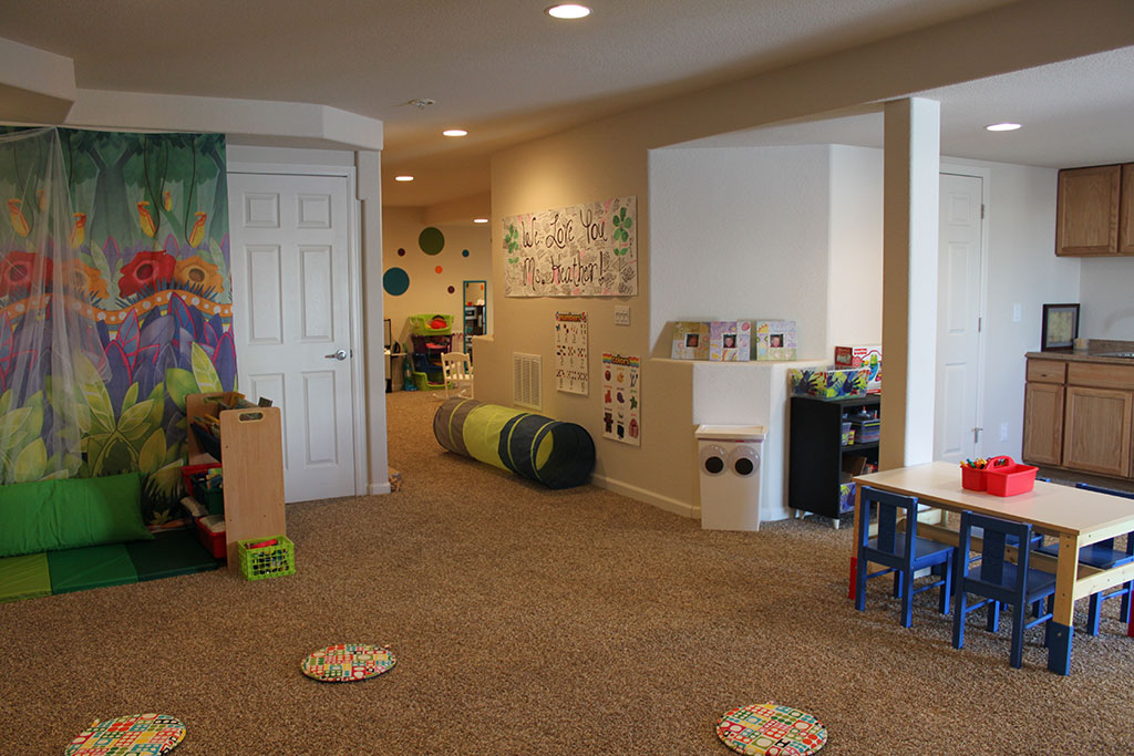 Take a Tour – Giggles & Grins Preschool